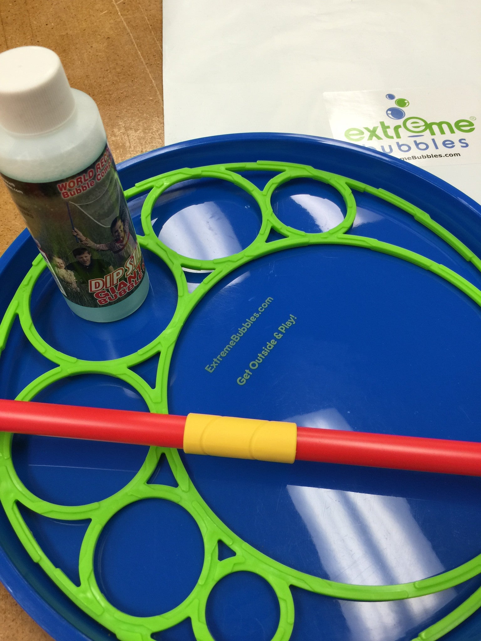 Big Bubble Hoop Easy for Kids USA | Extreme Bubbles Inc.