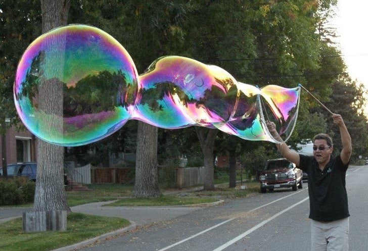 Extreme Bubbles Inc - Big Bubble Wands, Solution, and Toys